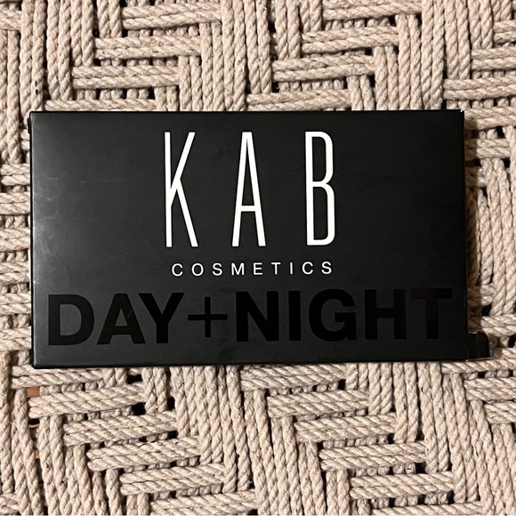 Kab Cosmetics | Makeup | Kab Cosmetics Day Night 8 Color Eyeshadow ...